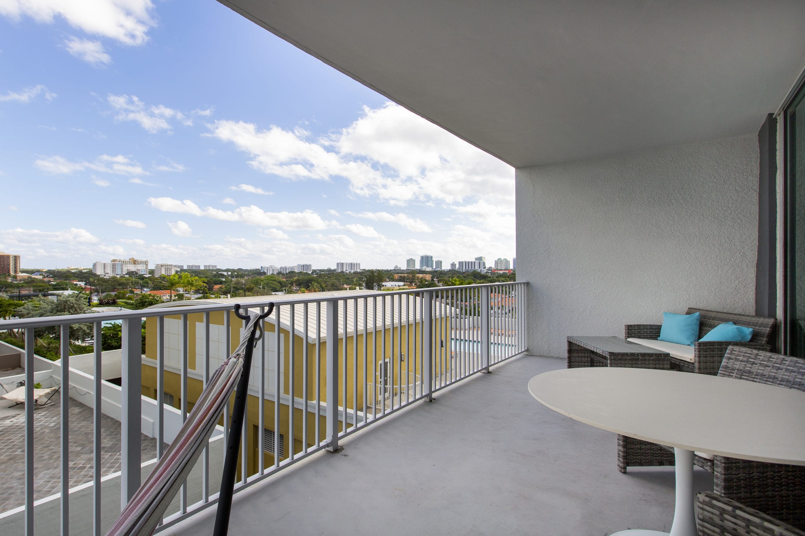 Beautiful One Bedroom in Midtown Lofts Condo Next to the Gables | Sea ...