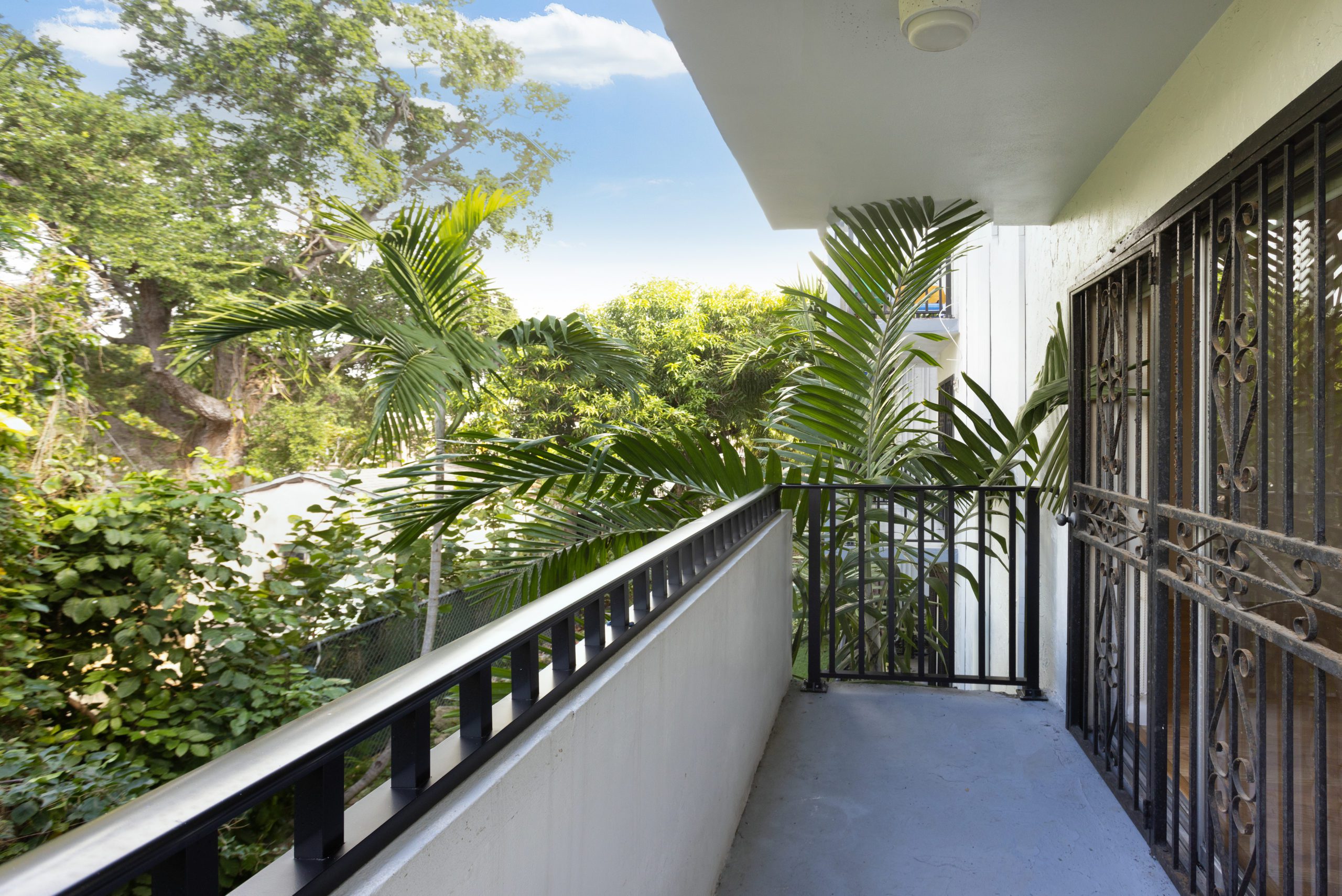 Comfortable Two Bedroom Condo in Excellent Miami Location | Sea Grove ...