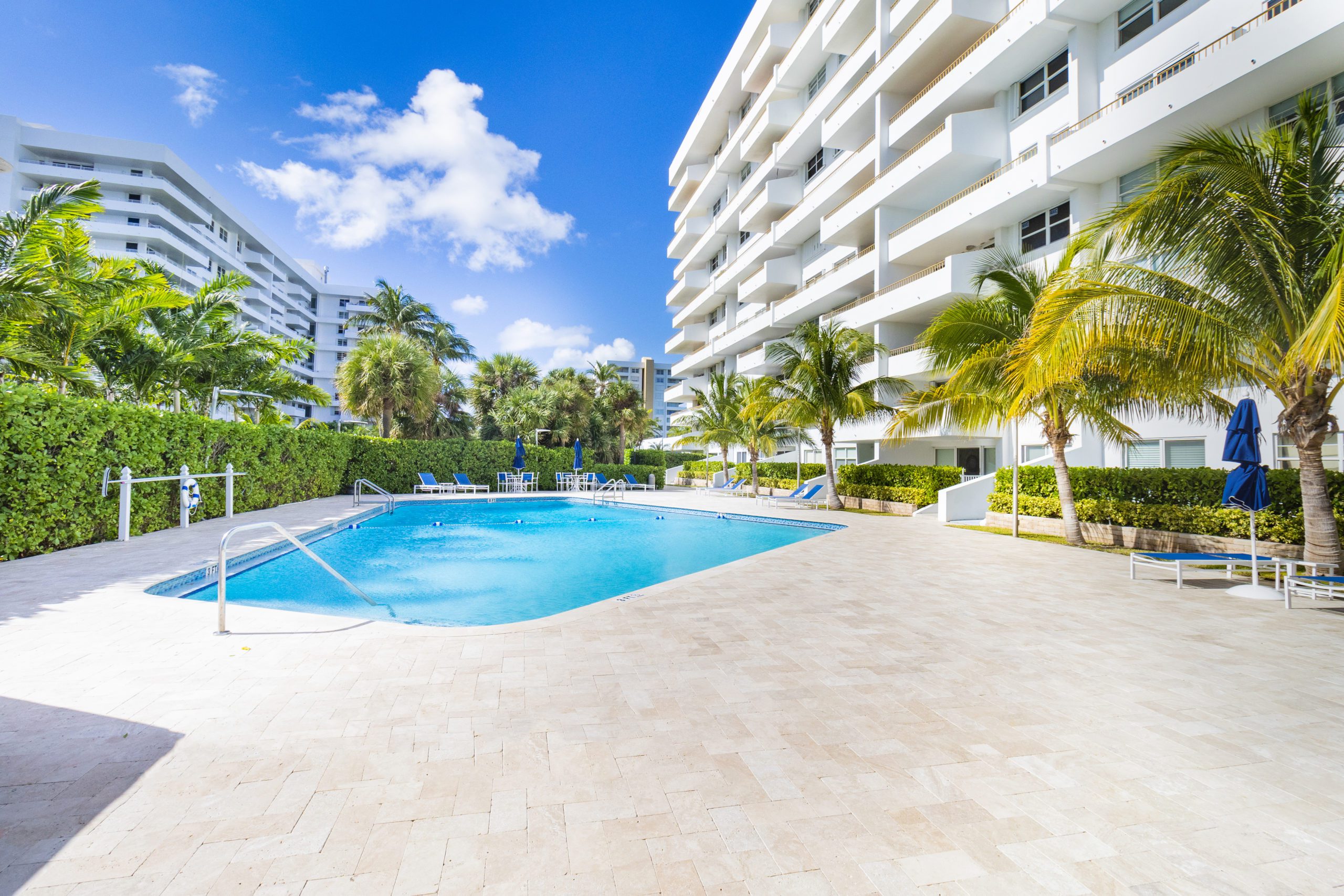 Two Bedroom at the Oceanfront Commodore Club in Key Biscayne for Lease ...