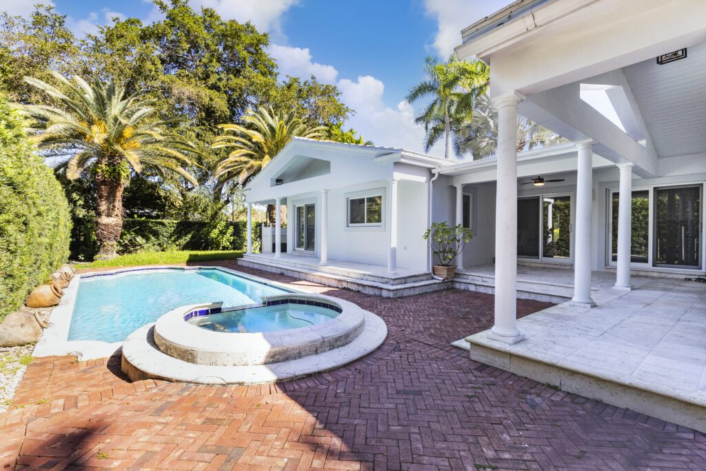 Stunning Home on the Prestigious Alhambra Circle, Minutes from the ...